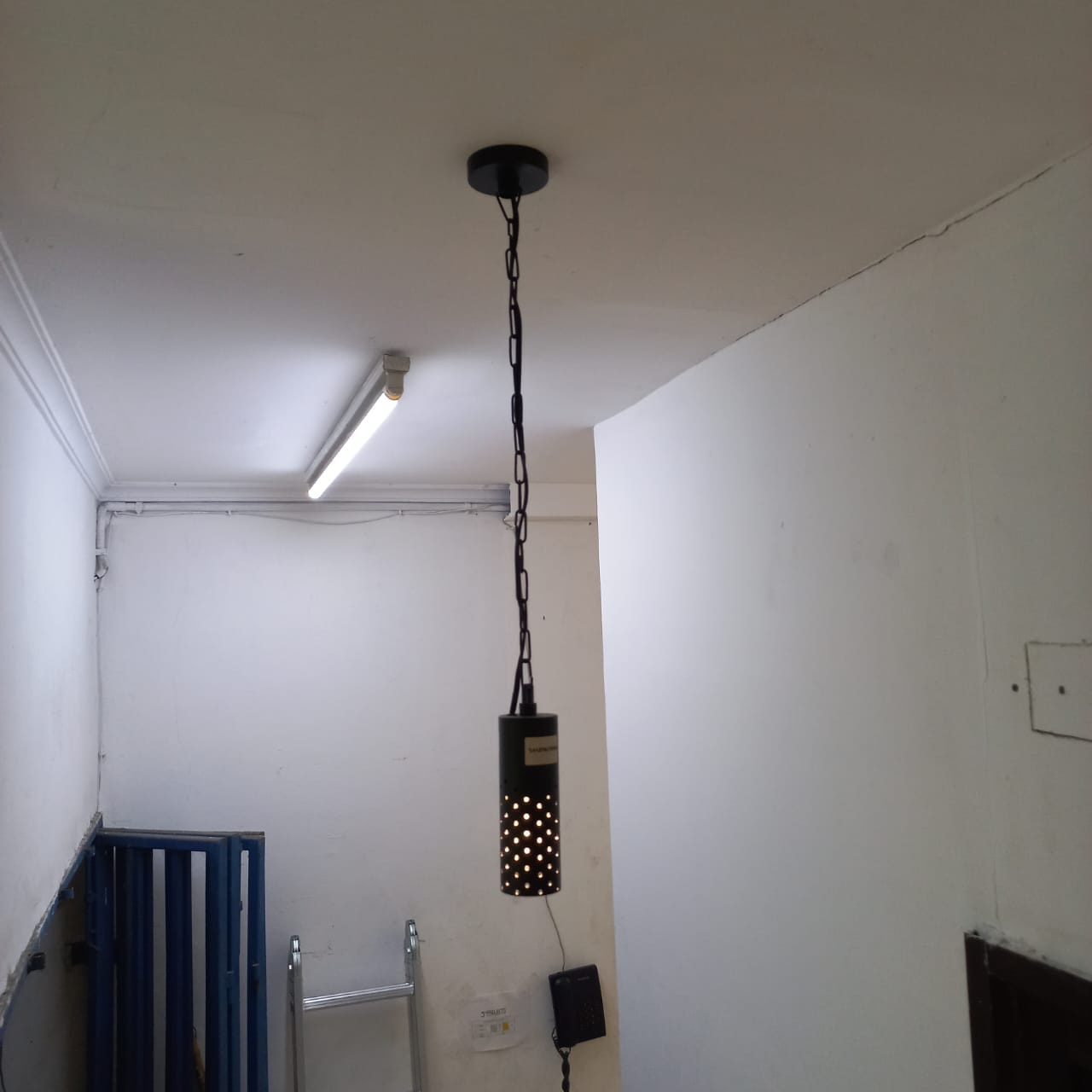 LED Hang Light :: 3+Projects